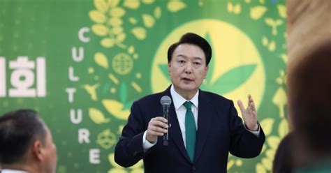 尹 내일 ‘끝장 회견 현안 모두 답한다
