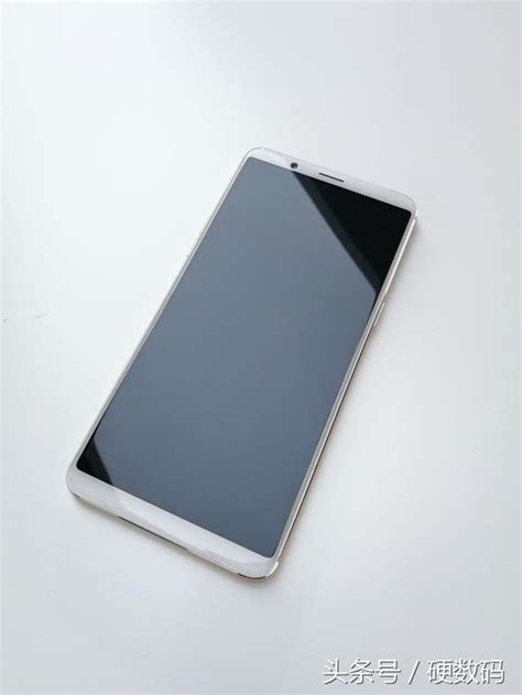 支持面部識別的全面屏雙攝手機，oppo R11s發佈會現場實拍 每日頭條