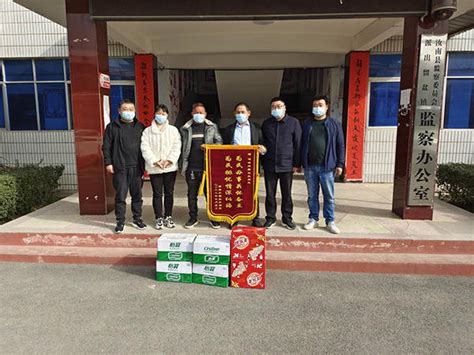 汝南县留盆镇：锻造能力强作风 司法服务暖民心群众双方锦旗
