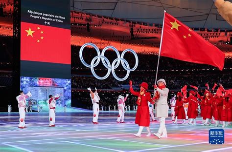 “让我们的制度成熟而持久”——“十个明确”彰显马克思主义中国化新飞跃述评之五共产党员网