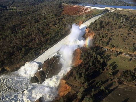 Oroville Dam Spillway Crisis California
