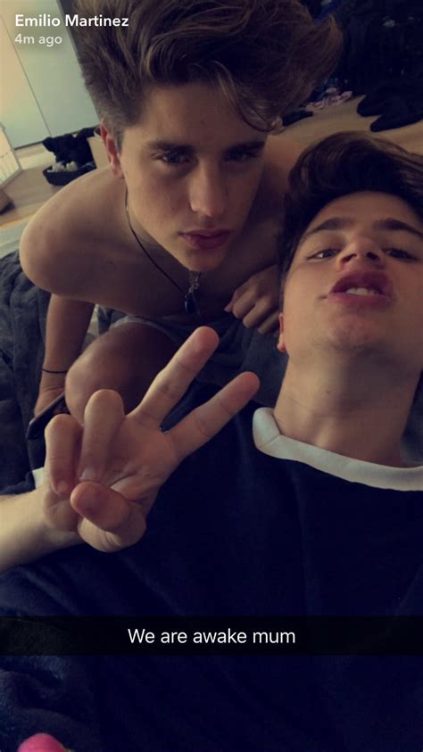 So Cute Martenez Twins Cute Twins Martinez Twins Wallpaper