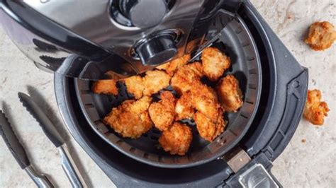 Heres Why Air Fryer Grease Sticks — And How To Eliminate It Toms Guide