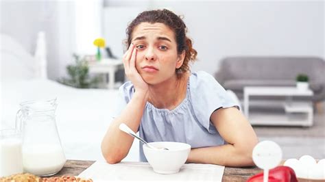 प्लेटलेट्स कम होने पर इन फूड्स से करना चाहिए परहेज Foods To Avoid In