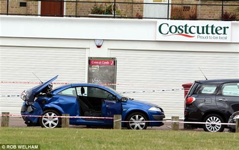 Dagenham Gang Armed With Baseballs Bats And Knives Beat Victim To Death