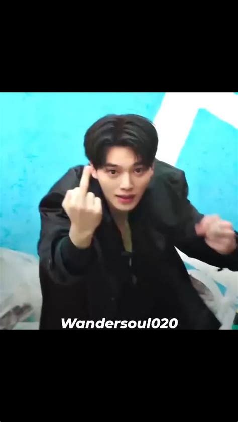 🎀💗💫 ️‍🩹 🤦‍♂️🤦‍♀️ Heres A Viral Instagram Caption With Emojis For A