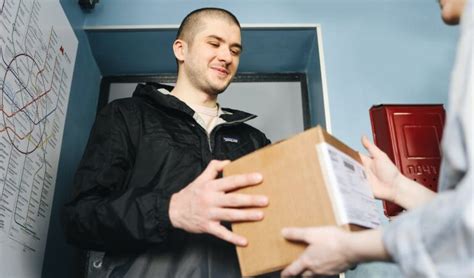 Can You Drop Off Usps At Ups Find Post Office