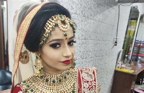 Alisha Beauty Parlour Price And Reviews Agra Makeup Artist