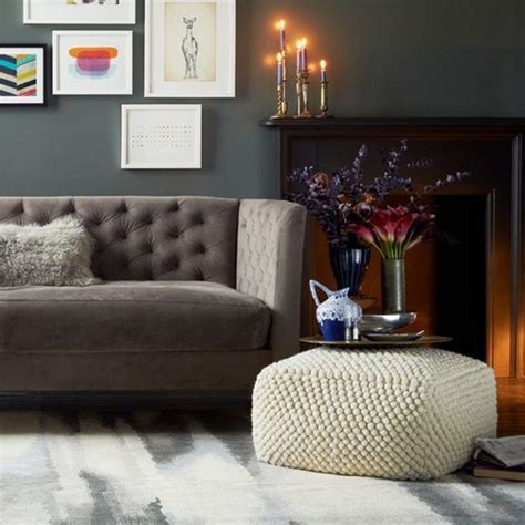 Комфорт и уют у дома с възглавници на пода Modern Bedroom Furniture