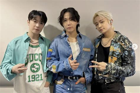 FT아일랜드 이재진 업소 논란 최민환 언급없이 SNS 업로드