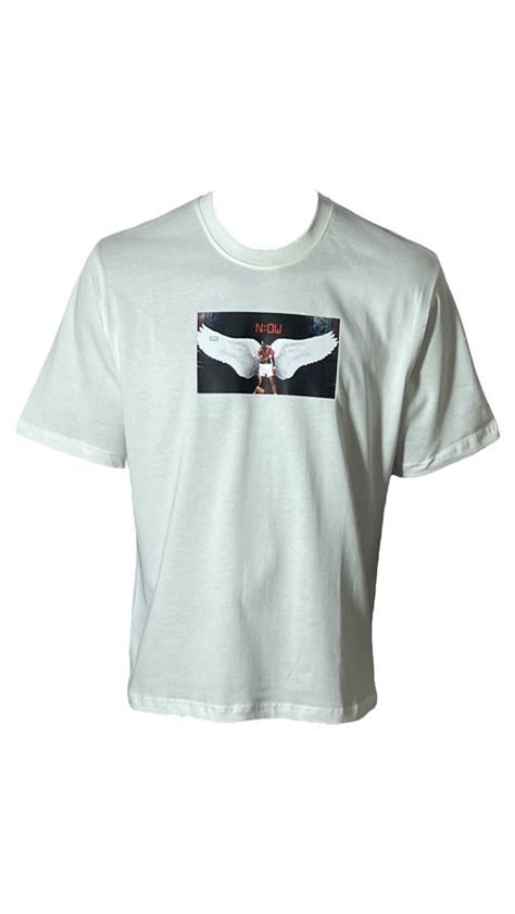 خرید تیشرت مردانه در انواع و طرح های مختلف با کیفیت عالی