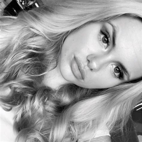 Lily 🩷 Lilym1058 Snapchat Stories Spotlight And Lenses