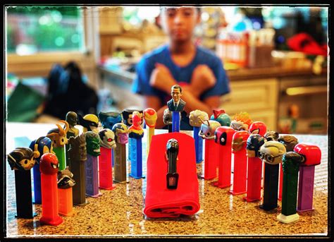 Pez Pictures Scrolller