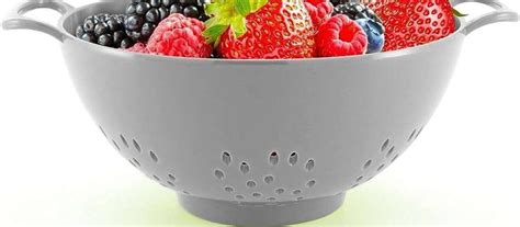 Fresh And Clean The Best Colanders For Washing Fruits Easydrain