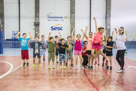 Sesc Paraná oferece colônia de férias de verão em 28 unidades