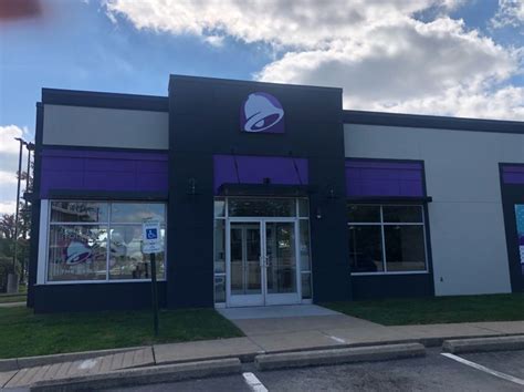 Tacobell Charterfoods Youngstown Youngstownproud Mahoningvalley Michelle Bindas