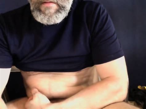 Bearded Stud Unloading