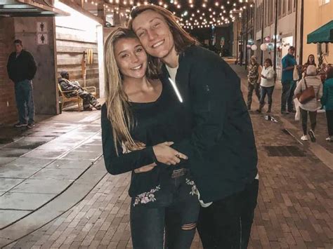 Trevor Lawrence S Girlfriend Predicted Clemson S National Championship 2 Years Ago Barstool Bets