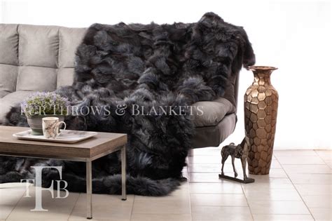 Irma Fox Throw Furthrows And Blankets