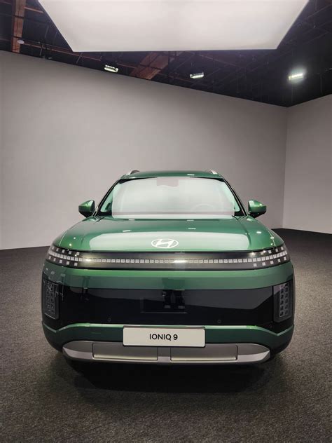 키 1 8m도 3열 거뜬…현대 아이오닉9 대형 전기 Suv 평정 나섰다