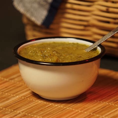 Salsa Verde De Morrón Cilantro Y Jalapeño Tastemade