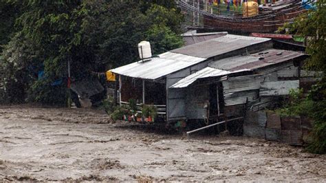 Heavy Rains Pummel North India 15 Killed In Landslides Rivers In