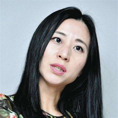 広末涼子 Teras Rumah