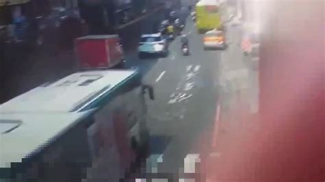 影／新北大道2公車追撞疑因煞車失靈 3長者與司機4人受傷送醫 時事 聯合影音