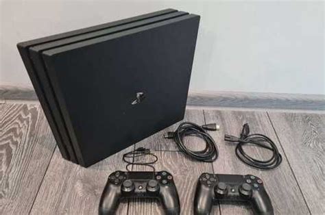 Sony PlayStation 4 Pro (ревизия 7208B) +2 геймпада | Festima.Ru ...