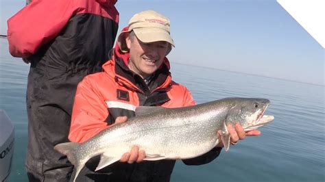 Flat Line Trolling For Lake Trout In The Morning Youtube
