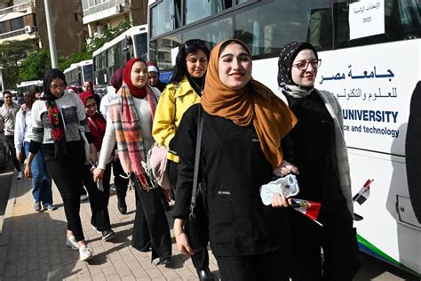 جامعة مصر للعلوم والتكنولوجيا تشارك في الانتخابات الرئاسية صور