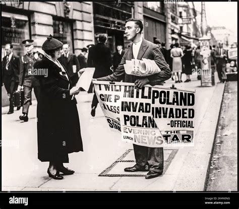 Hitler Invades Poland Ww2 Vintage 1939 Street Newspaper Vendor Uk Start
