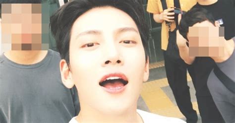 수트너 지창욱 각도 불문 잘생긴 모습 촬영 끝