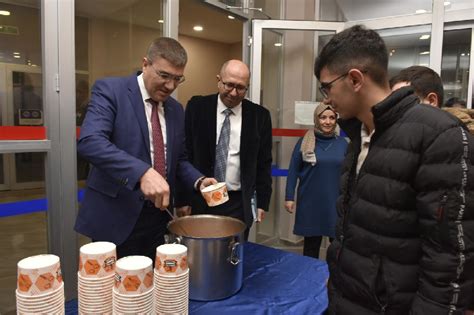 Öğrencilere Sıcak Çorba İkramı Final Haftasında Motivasyon Yerel