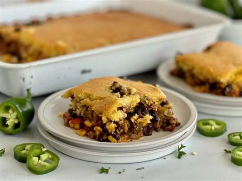 Easy Ground Beef Cornbread Casserole Recipe