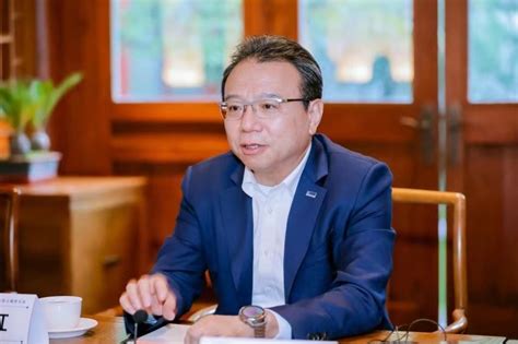 中软国际：致力成为政企行业数字化转型首选解决方案供应商—会员服务 中国电子商会