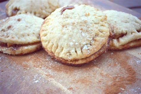 Apple Pie Pockets Recipe From Scratch Mini Apple Pies The Frugal Girls