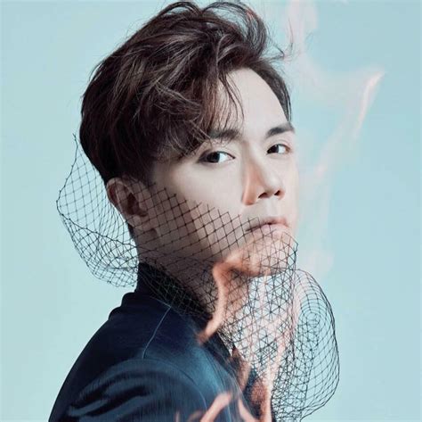 張敬軒 Hins Cheung 年度最有前途升降調新人singlando Gonlando 首個網上直播《係咁升兩度降兩度你俾我唞陣得唔得