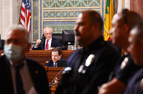 Academic Group Recommends Expanding Los Angeles City Council To 25