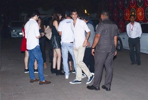 Sushant Singh Rajput Snapped With Rumoured Girlfriend Kriti Sanon At