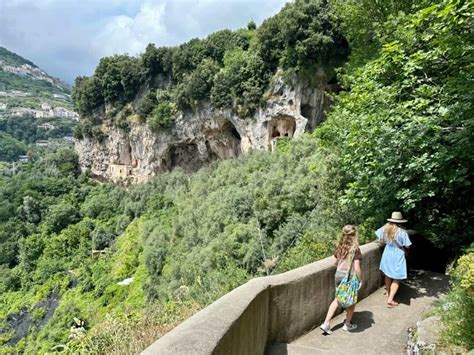 What To Know For The Stunning Ravello To Amalfi Hike