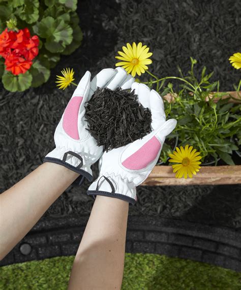 Rubberific Bulk Recycled Black Shredded Rubber Mulch 75 Cu Ft
