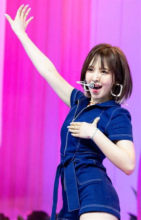 11 Times Red Velvets Wendy Showed Us How To Own A Blue Outfit Koreaboo