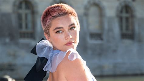 Florence Pugh Wore A See Through Periwinkle Gown To Valentino Haute