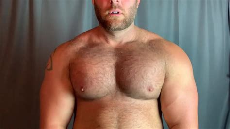 Big Pecs Daddy Bounce Those Pecs