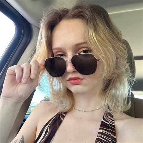 Erika Snyder Erikajeansnyder • Threads Say More