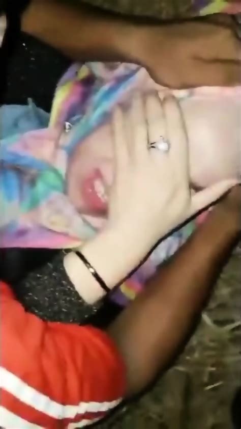 Marlboroqueensex Kepergok Lagi Ngewe Malah Minta Jatah Ngewe Eporner