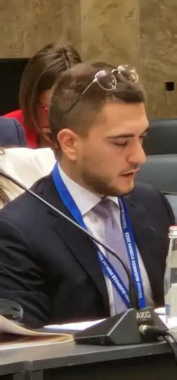 Ангел Анѓушев од Грин Машинс на Бизнис форум во Тирана на команиите од регионот им треба