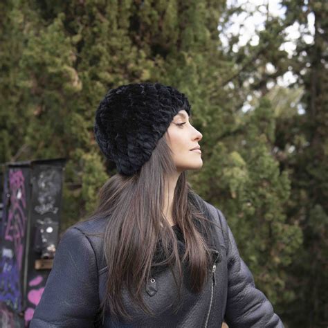 Rex Rabbit Fur Beanie In Black Color Efurs