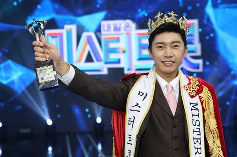 F레터 ‘더 많은 별들을 담을 더 큰 우주가 되겠다는 임영웅그의 우주 안에 입성한 작은 별의 소소한 이야기 황선용 기자 톱스타뉴스